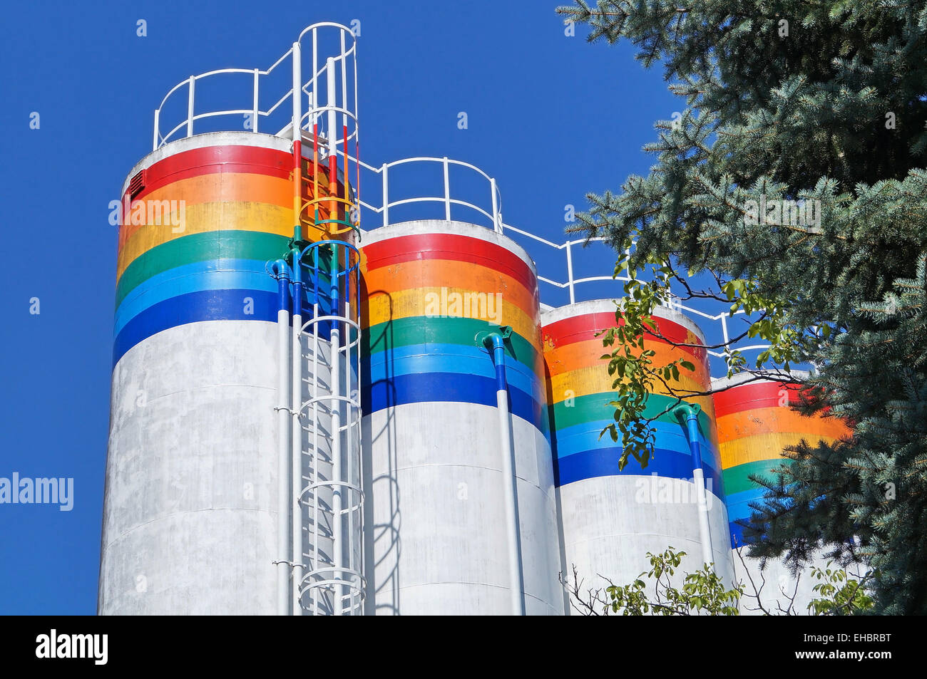 Silo of tree hi-res stock photography and images - Alamy