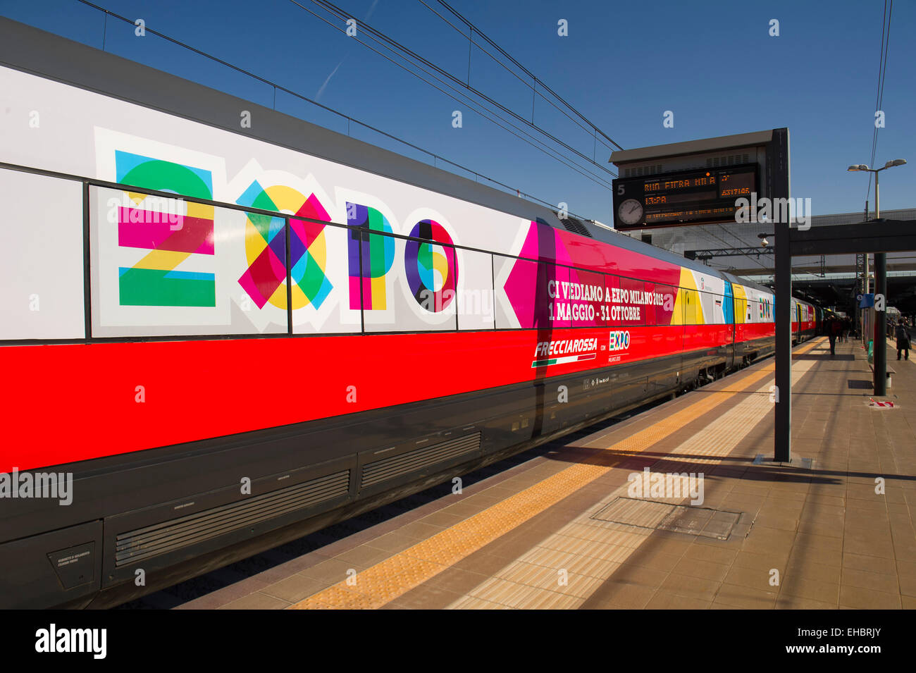 taly. Milan, Trenitalia presents its new livery train FrecciaRossa ...