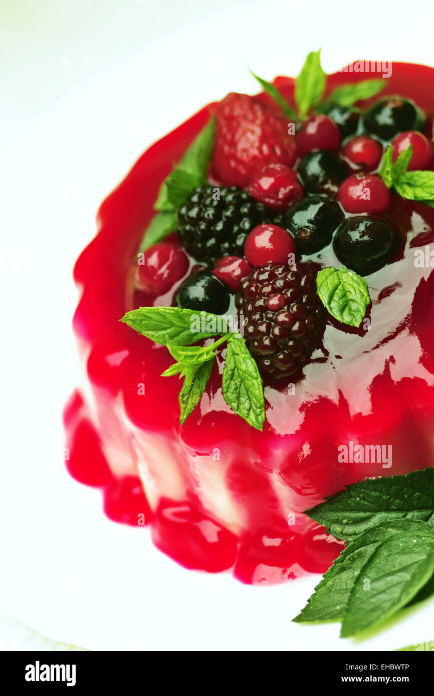 Vanillepudding gelb hi-res stock photography and images - Alamy