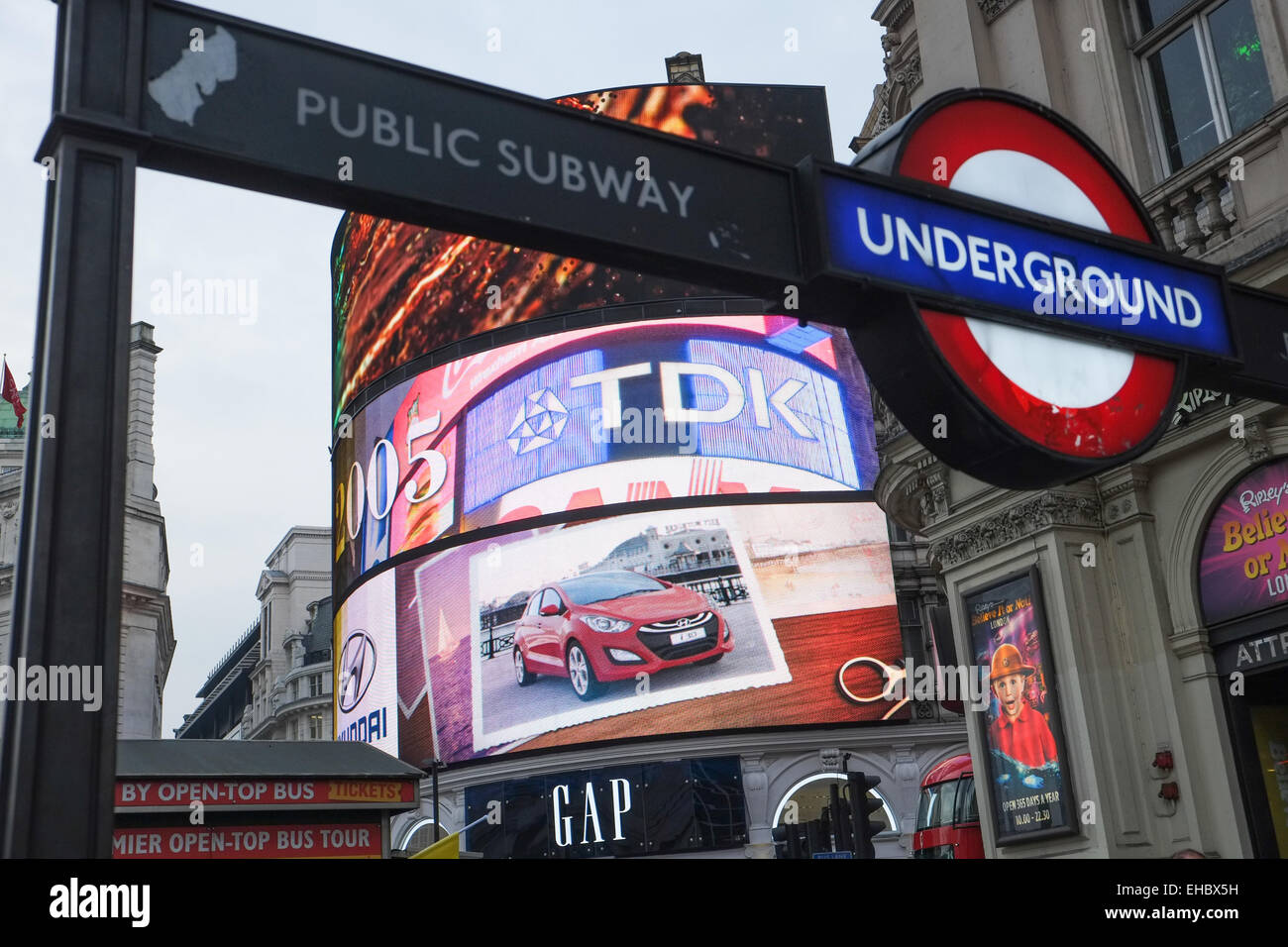 Tdk icon hi-res stock photography and images - Alamy