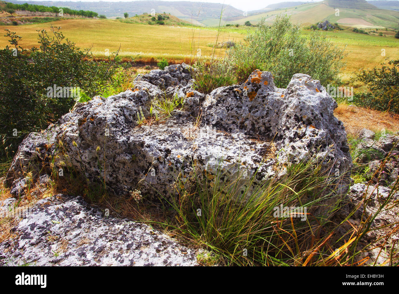 Cerumbelle prehistoric pyramid and altar in Sicily Stock Photo - Alamy