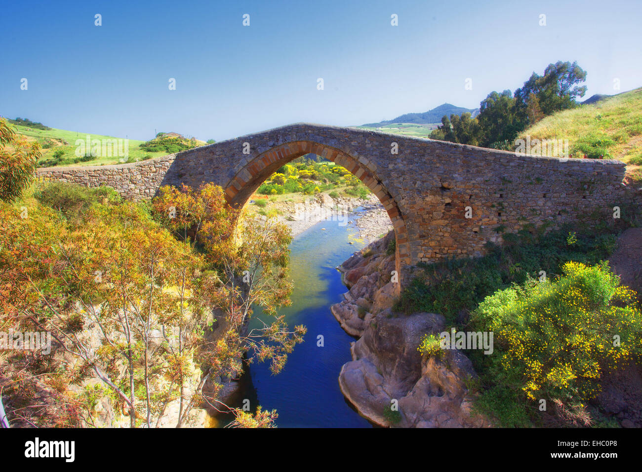 Sicilian bridge hi-res stock photography and images - Alamy