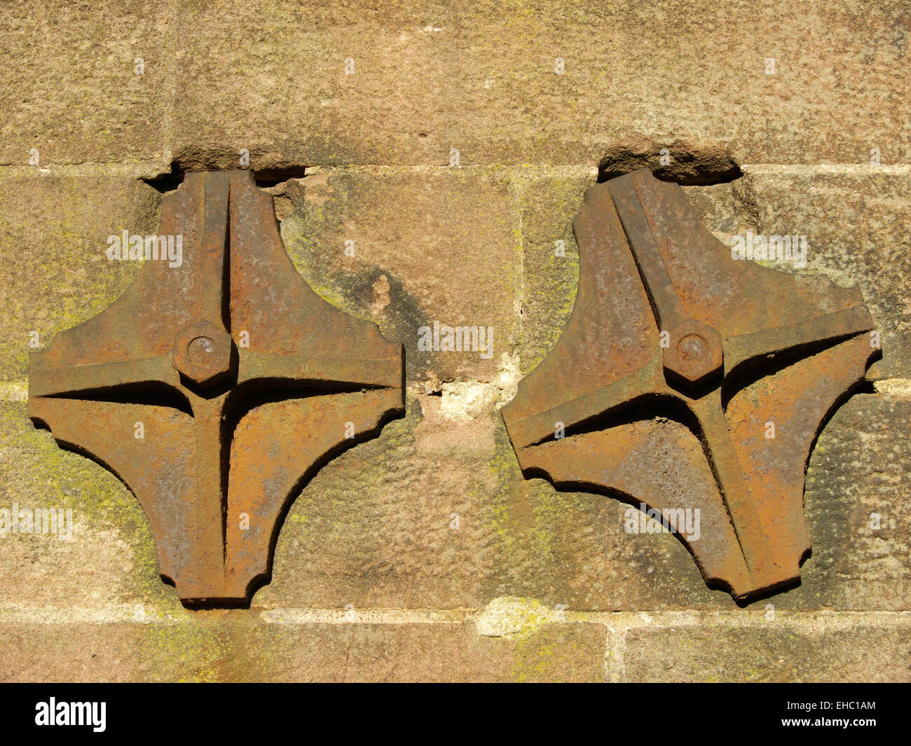 Masonry anchorage hi-res stock photography and images - Alamy