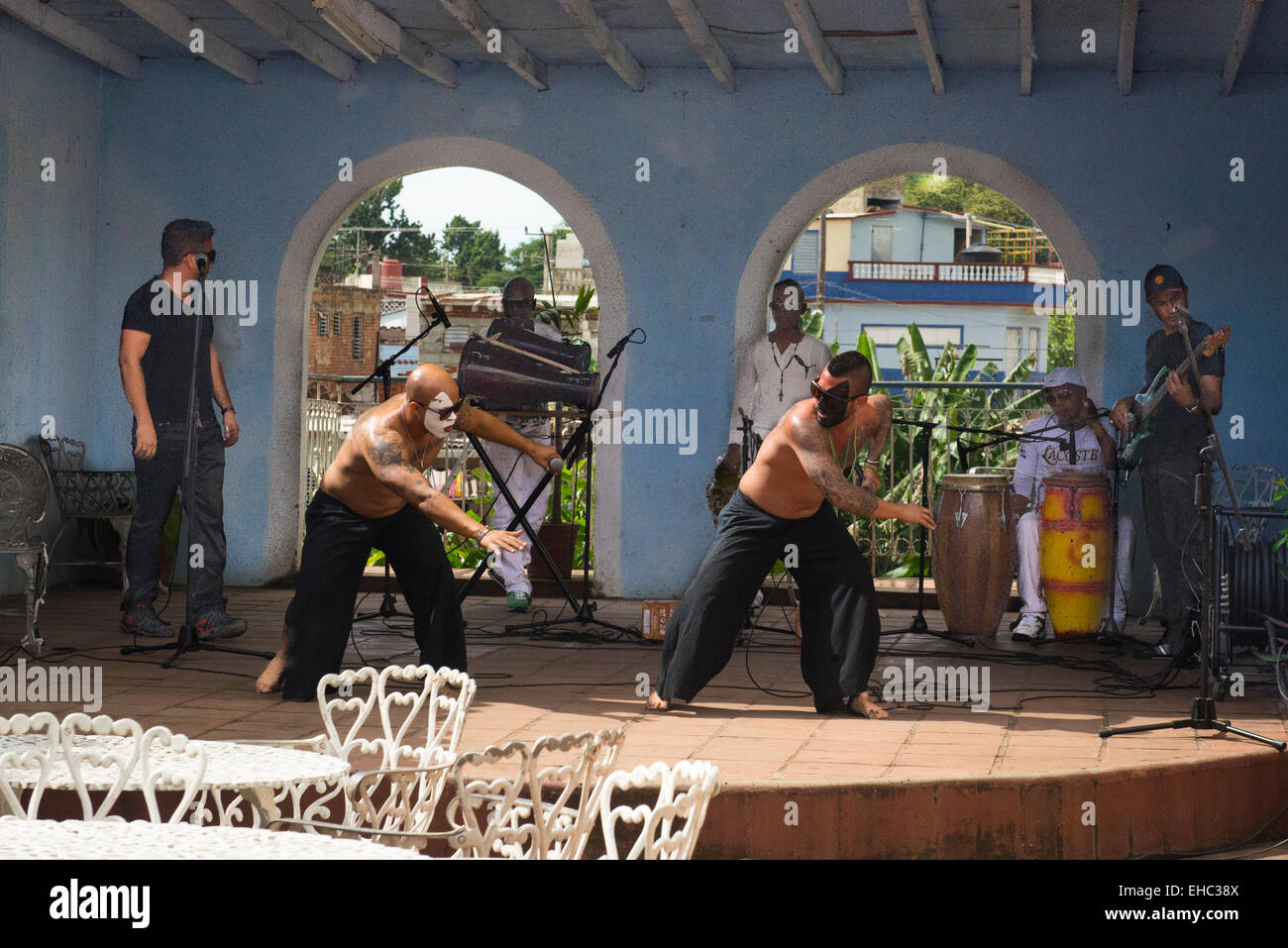 Cuba Sancti Spiritus nightclub trial try out rehearsal audition ...