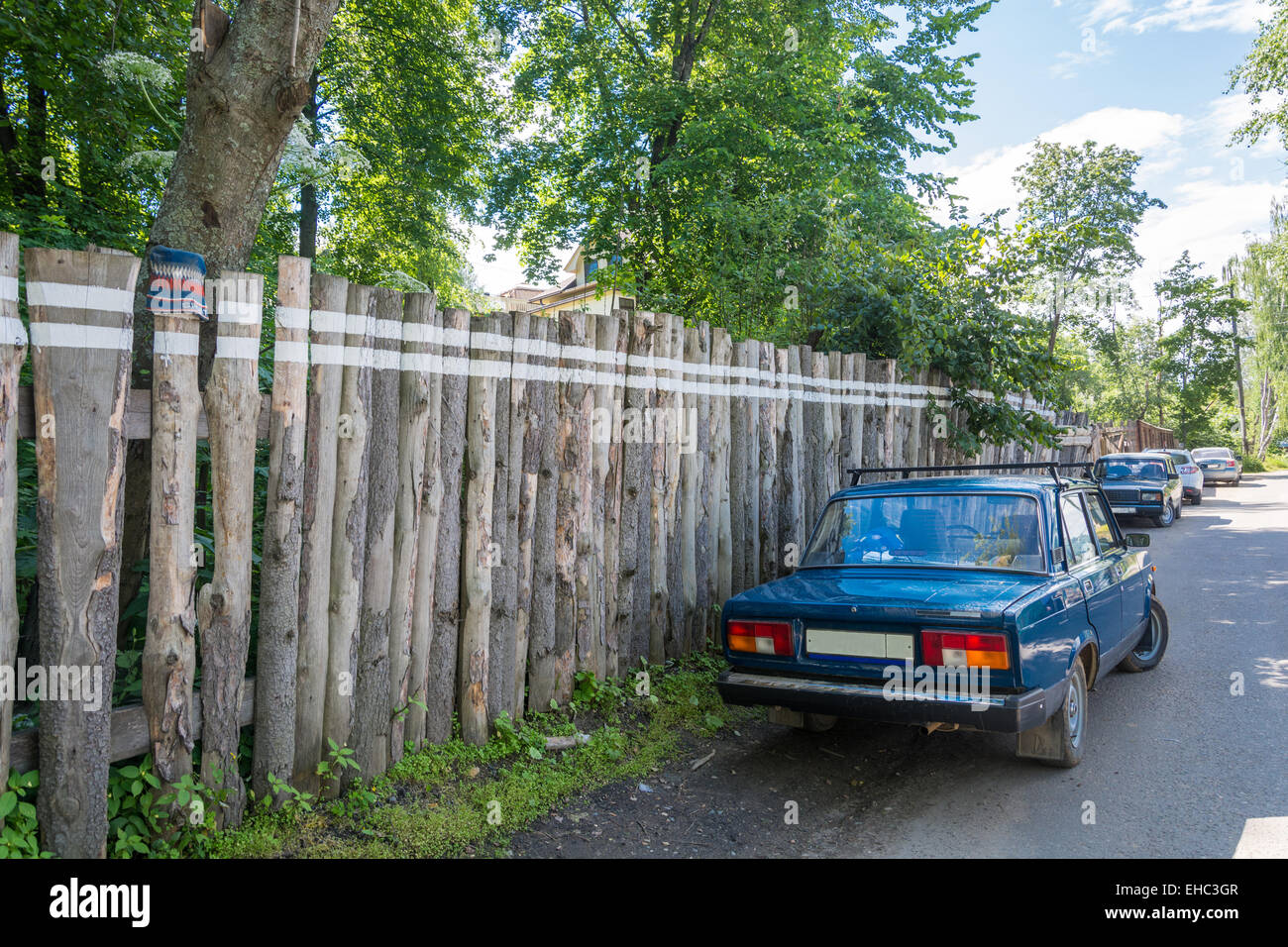 Double dividing line on an old wooden fence Stock Photo - Alamy