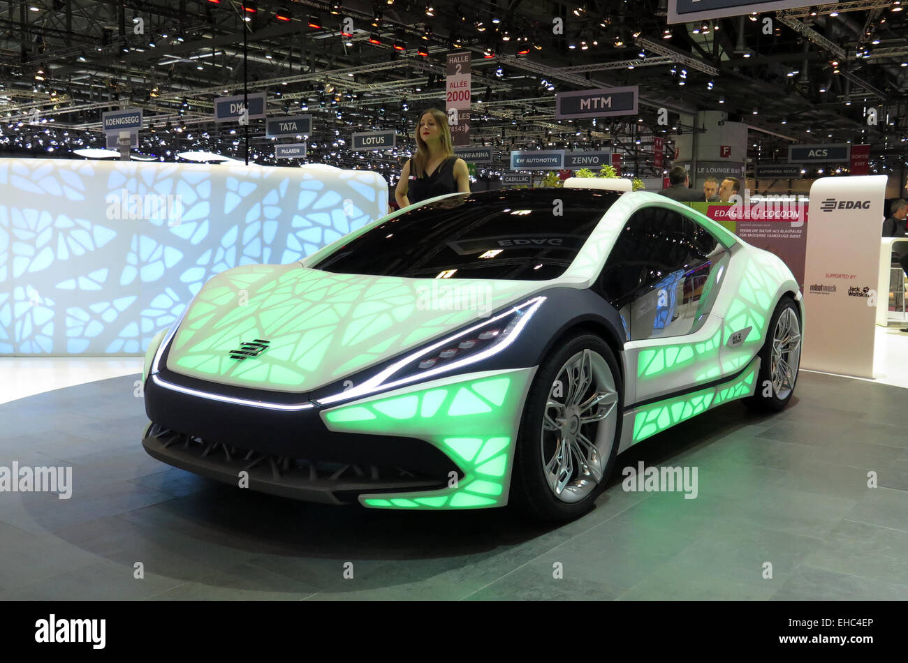 Skeleton in car hi-res stock photography and images - Alamy