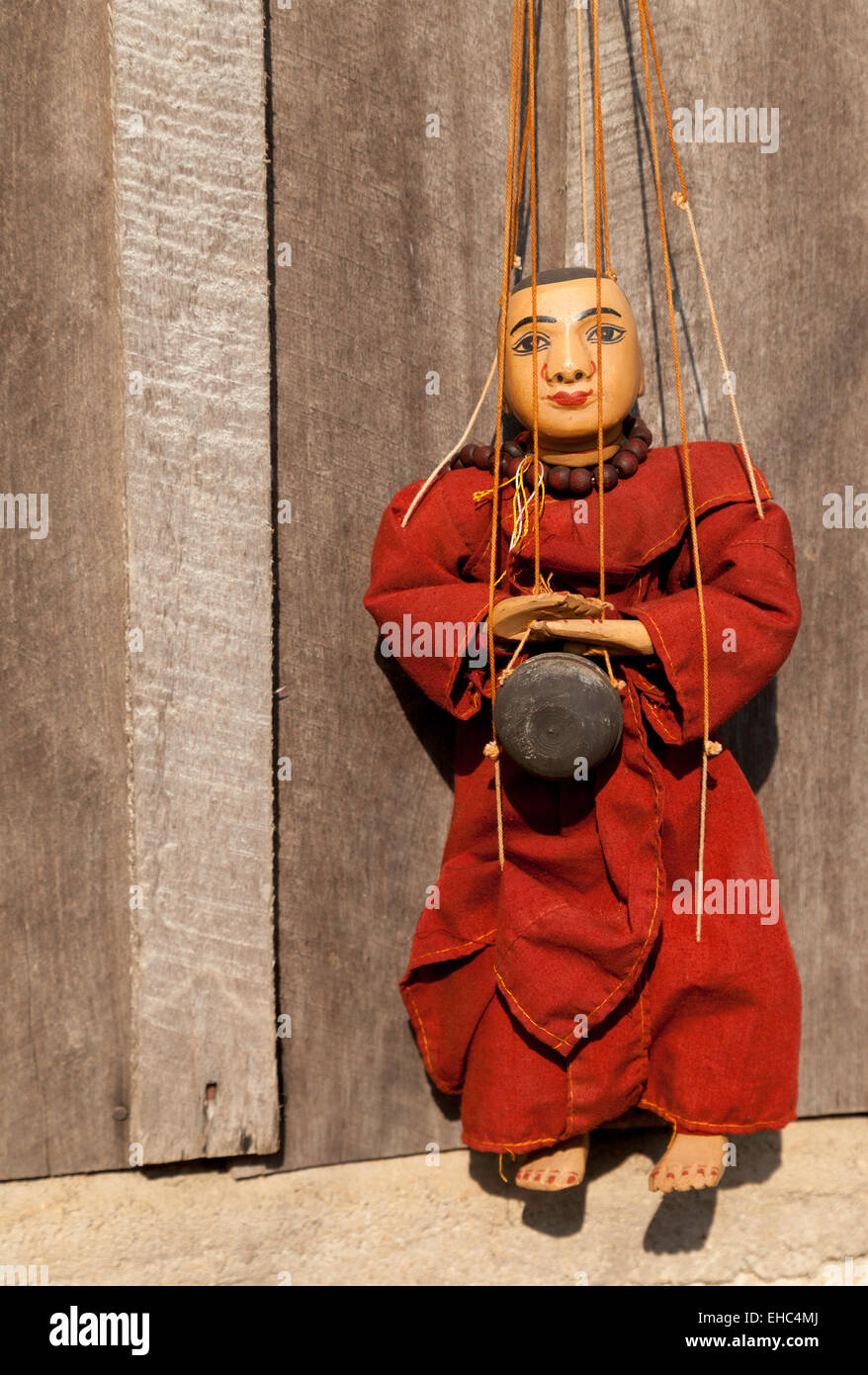 String puppet hi-res stock photography and images - Alamy