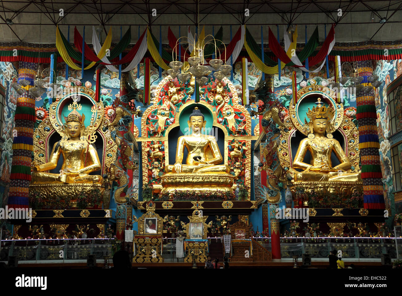 Golden gautama buddha hi-res stock photography and images - Alamy