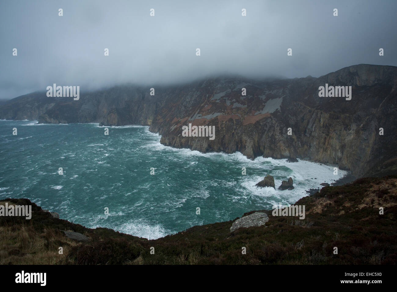 Winter slieve league cliffs co hi-res stock photography and images - Alamy