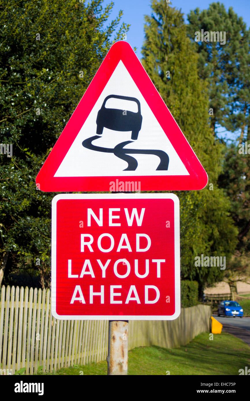 New road layout warning sign hi-res stock photography and images - Alamy
