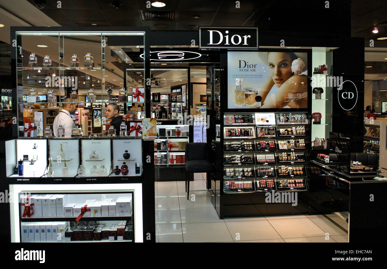 Dior store Heathrow Terminal 4 Stock Photo - Alamy