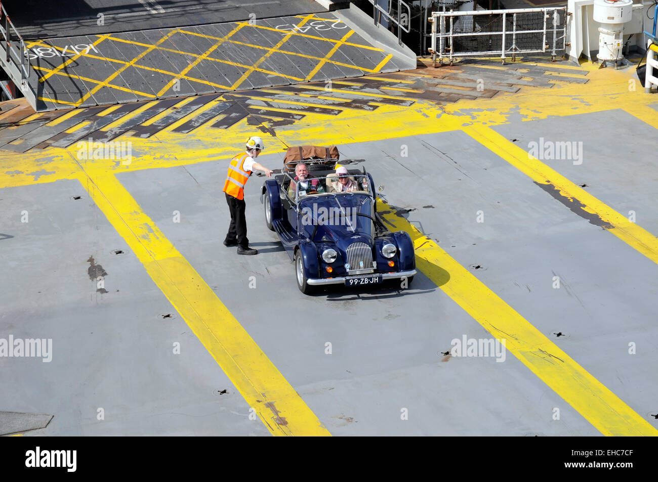 Car ferry dover calais hi-res stock photography and images - Alamy