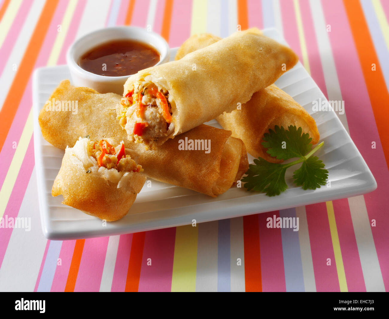 Chinese oriental vegetable & chicken spring rolls Stock Photo - Alamy