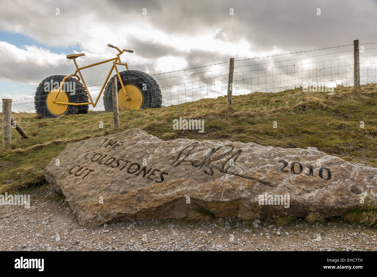 The Coldstones Cut Public Art by Andrew Sabin at Coldstone Quarry ...