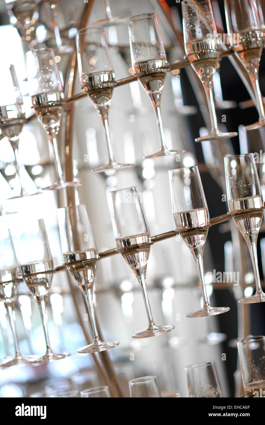 Sparkle glasses hi-res stock photography and images - Alamy