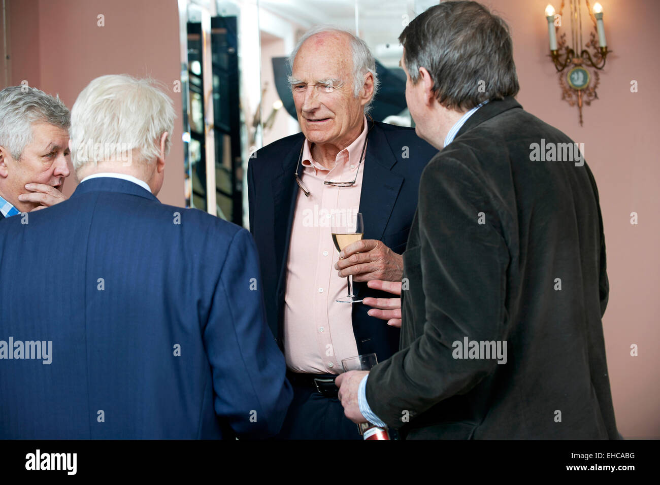 Peter snow presenter hi-res stock photography and images - Alamy