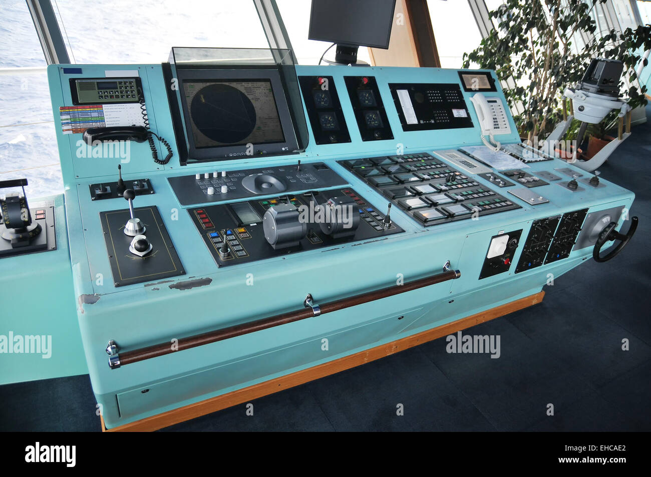 Command center hi-res stock photography and images - Alamy