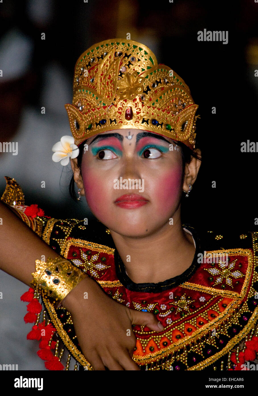 Traditional Balinese dancers Stock Photo - Alamy