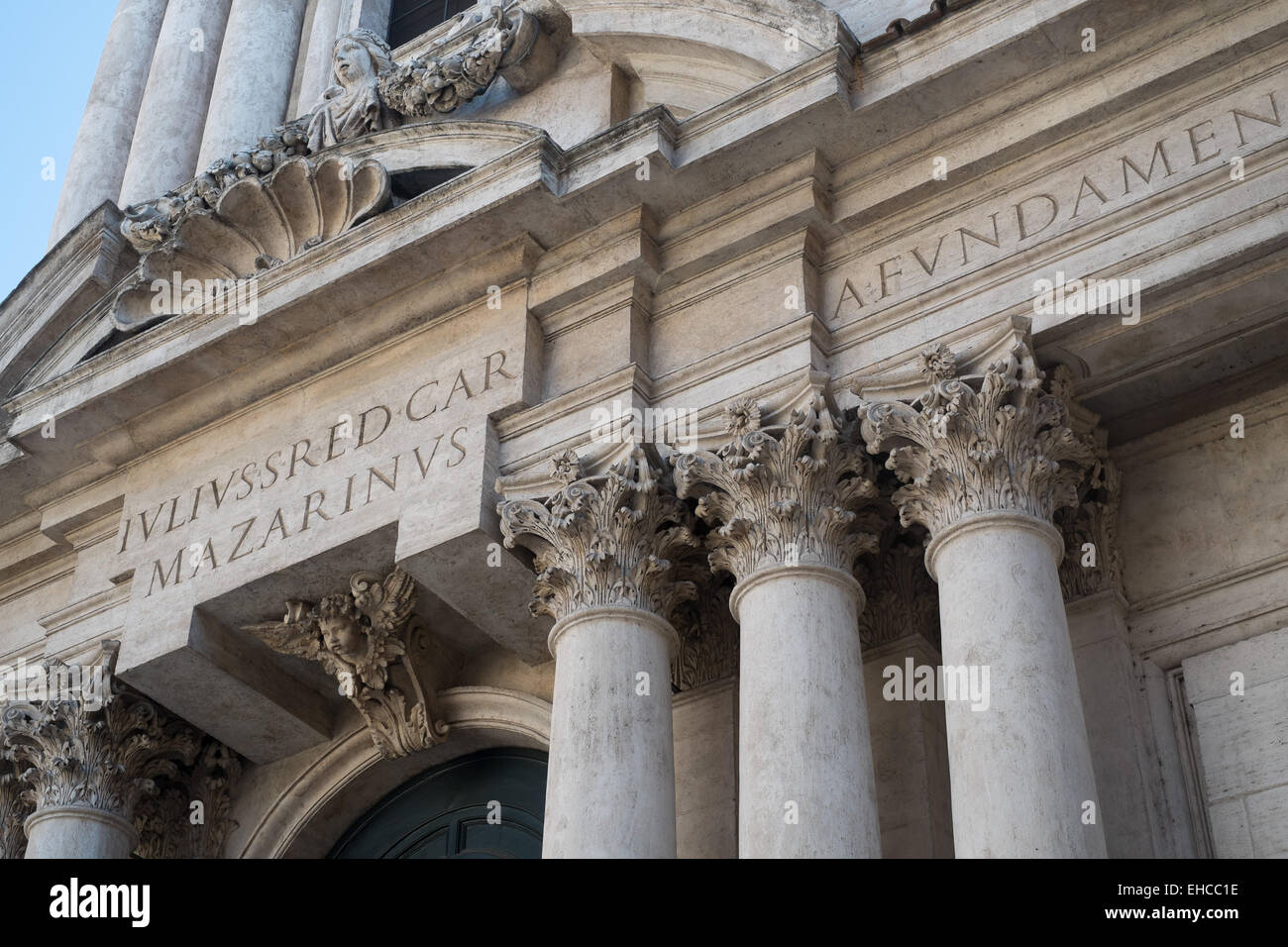 Detail of entablature hi-res stock photography and images - Alamy