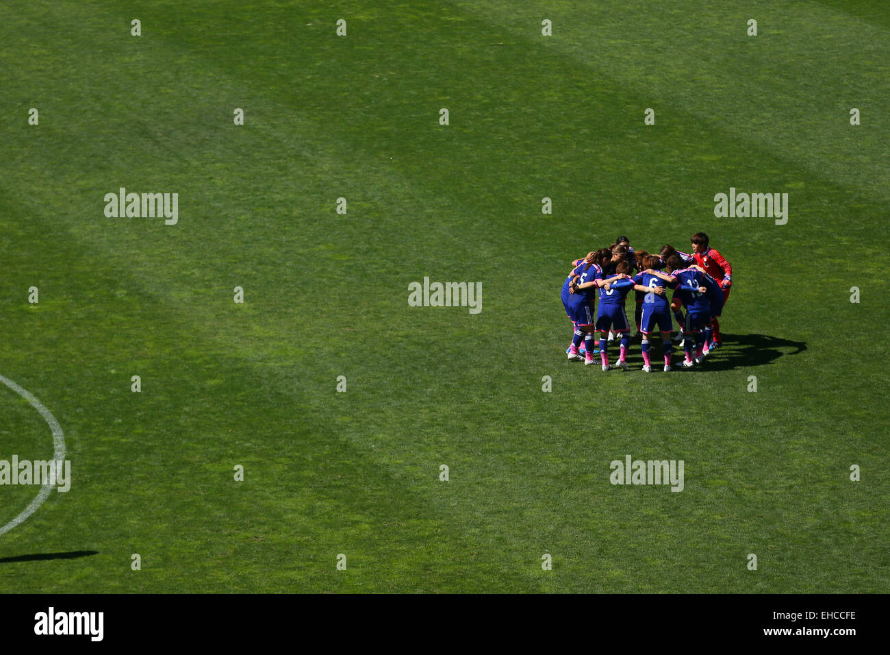 Iceland women's football team hi-res stock photography and images - Alamy
