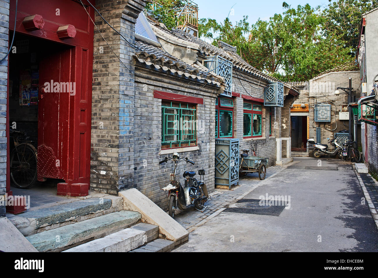 Beijing hutong hi-res stock photography and images - Alamy