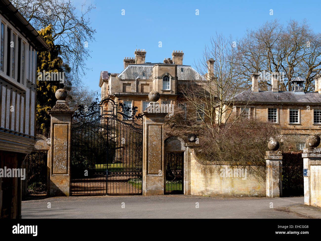Overbury court hi-res stock photography and images - Alamy