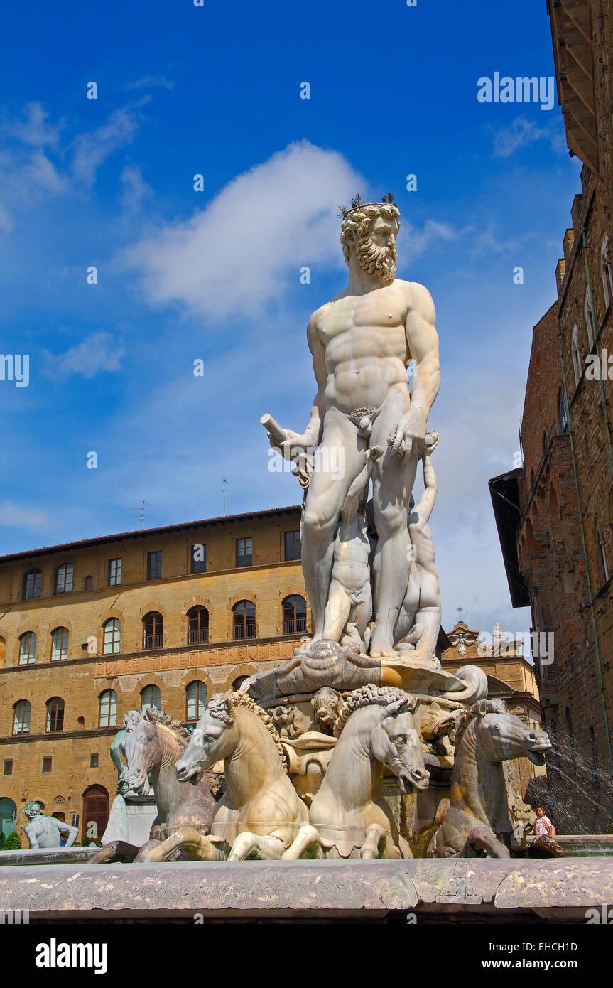 Florence, Neptune Fountain, La Signoria square, Piazza della Signoria ...