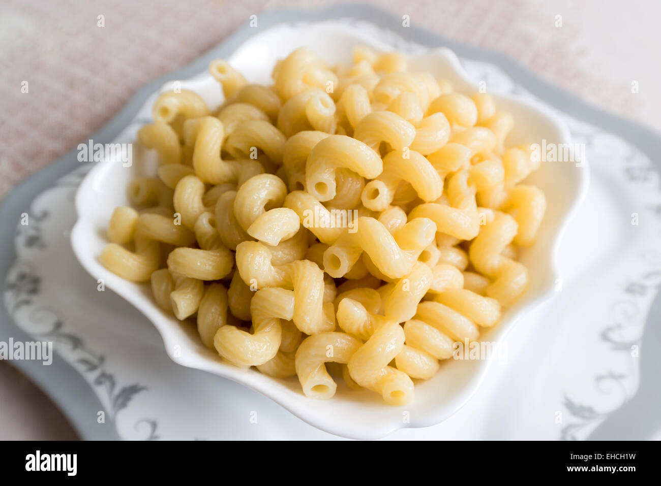 Boiled macaroni hi-res stock photography and images - Alamy