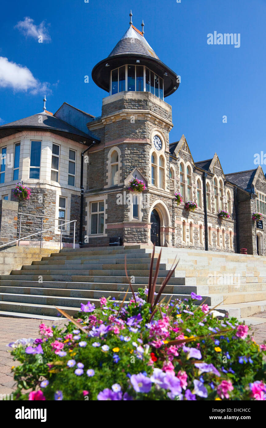 Council building hi-res stock photography and images - Alamy