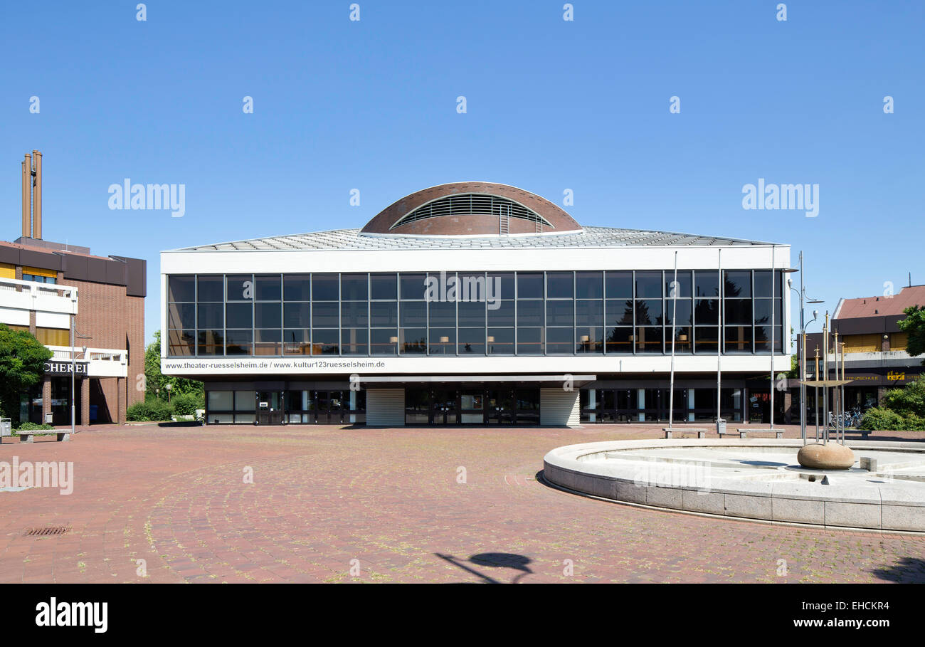 Cultural Centre of Rüsselsheim, home to the theater, the music school ...