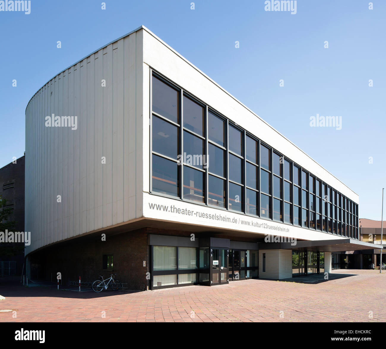 Cultural Centre of Rüsselsheim, home to the theater, the music school ...