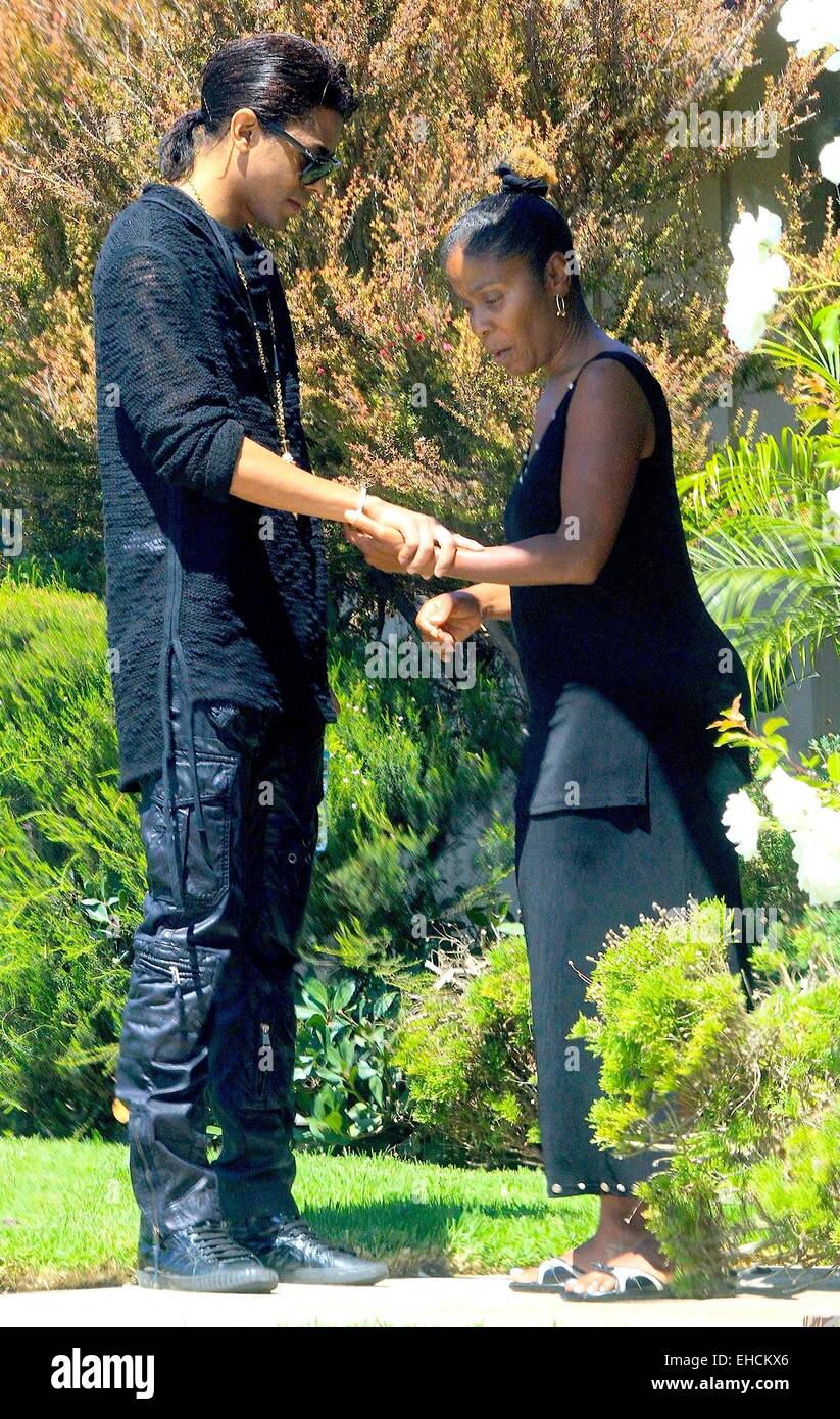 B Simone High Resolution Stock Photography and Images - Alamy