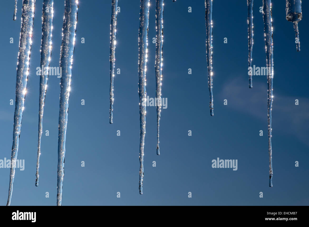 Many icicles hi-res stock photography and images - Alamy