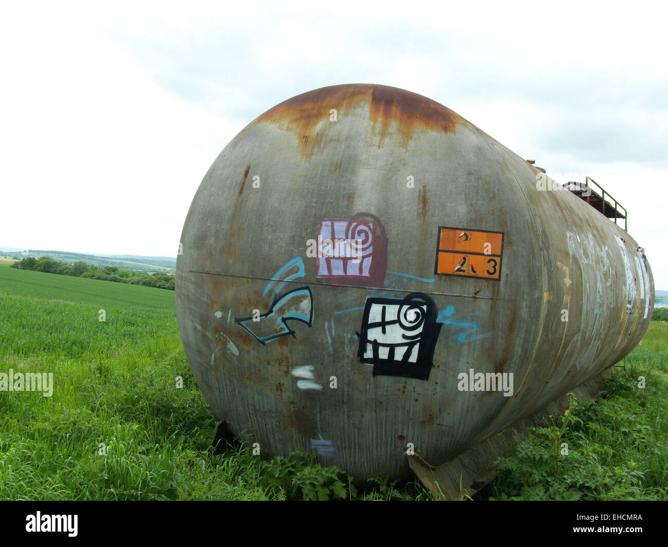 Painted water tank hi-res stock photography and images - Alamy