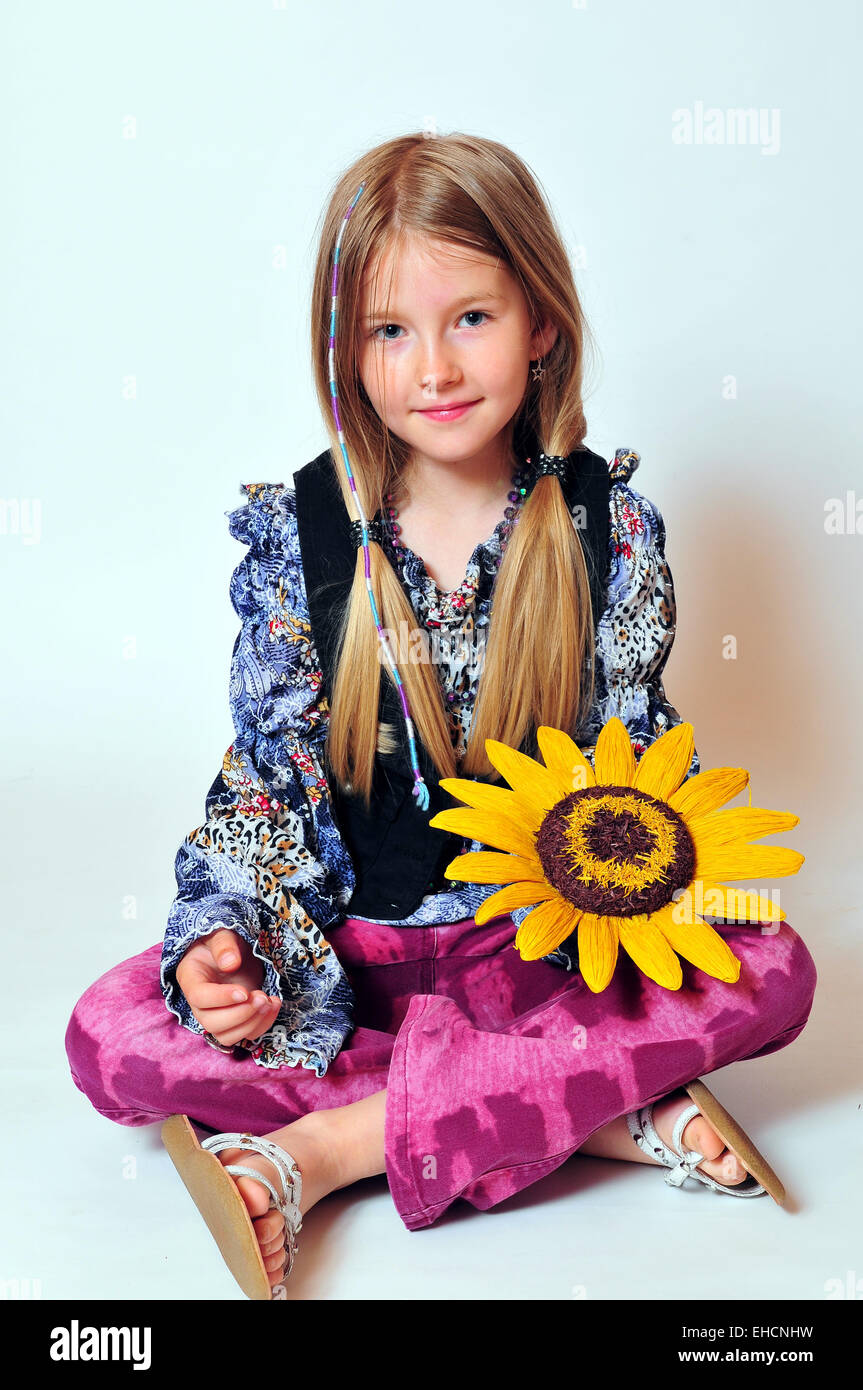 Girls Flower Power Stock Photo - Alamy