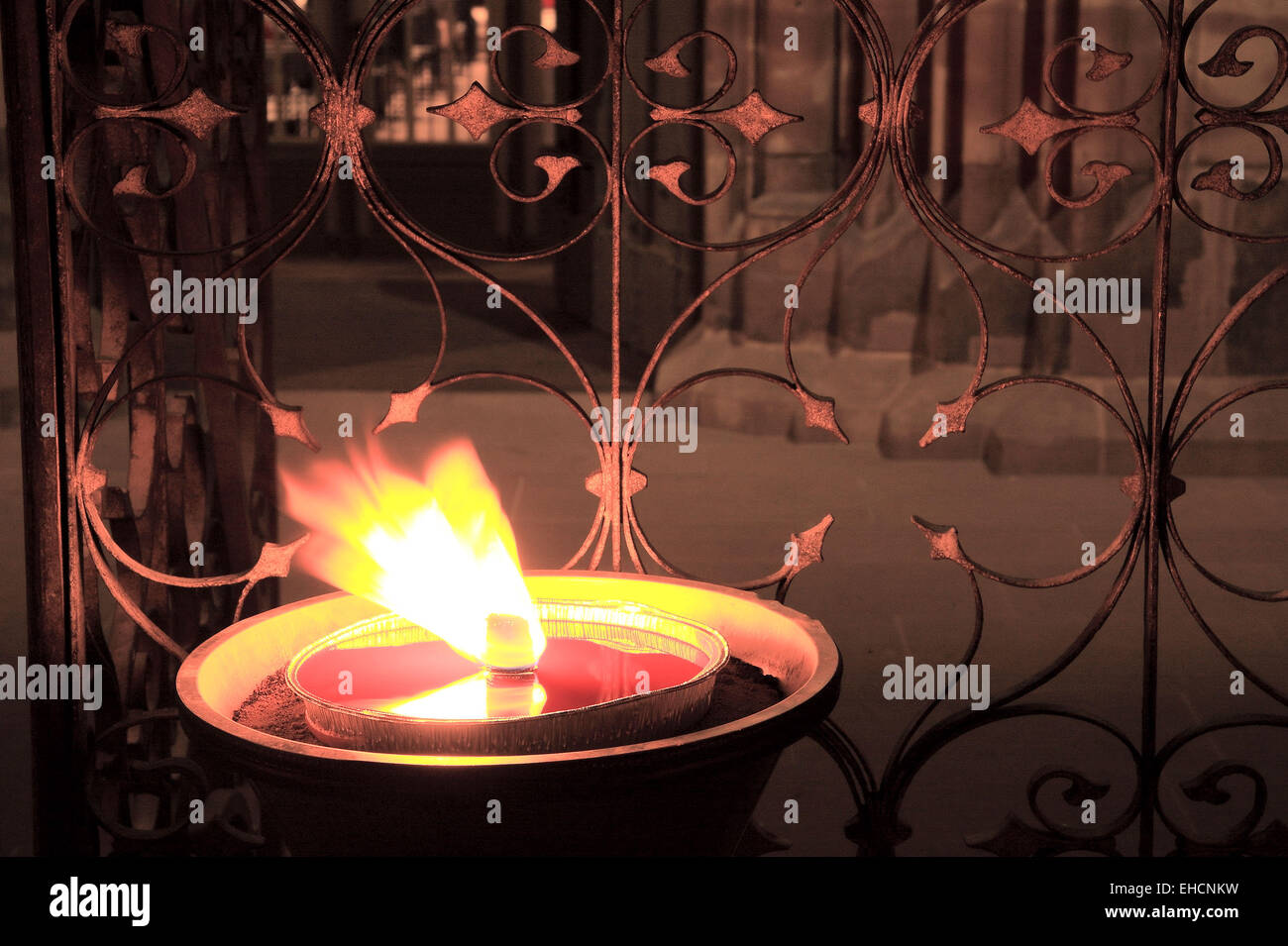 Pfingsten feuer hi-res stock photography and images - Alamy