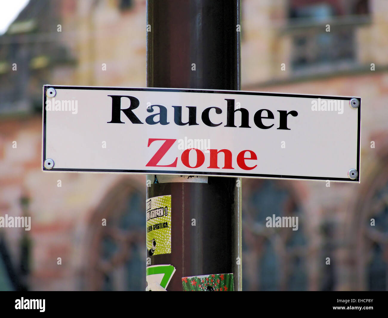 Raucherzone hi-res stock photography and images - Alamy
