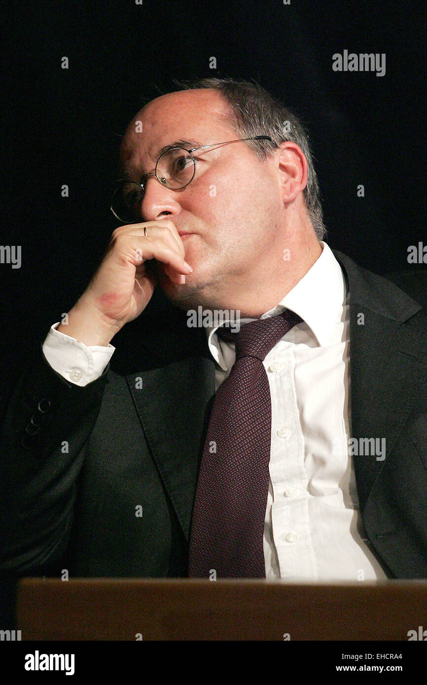 Gysi hi-res stock photography and images - Alamy