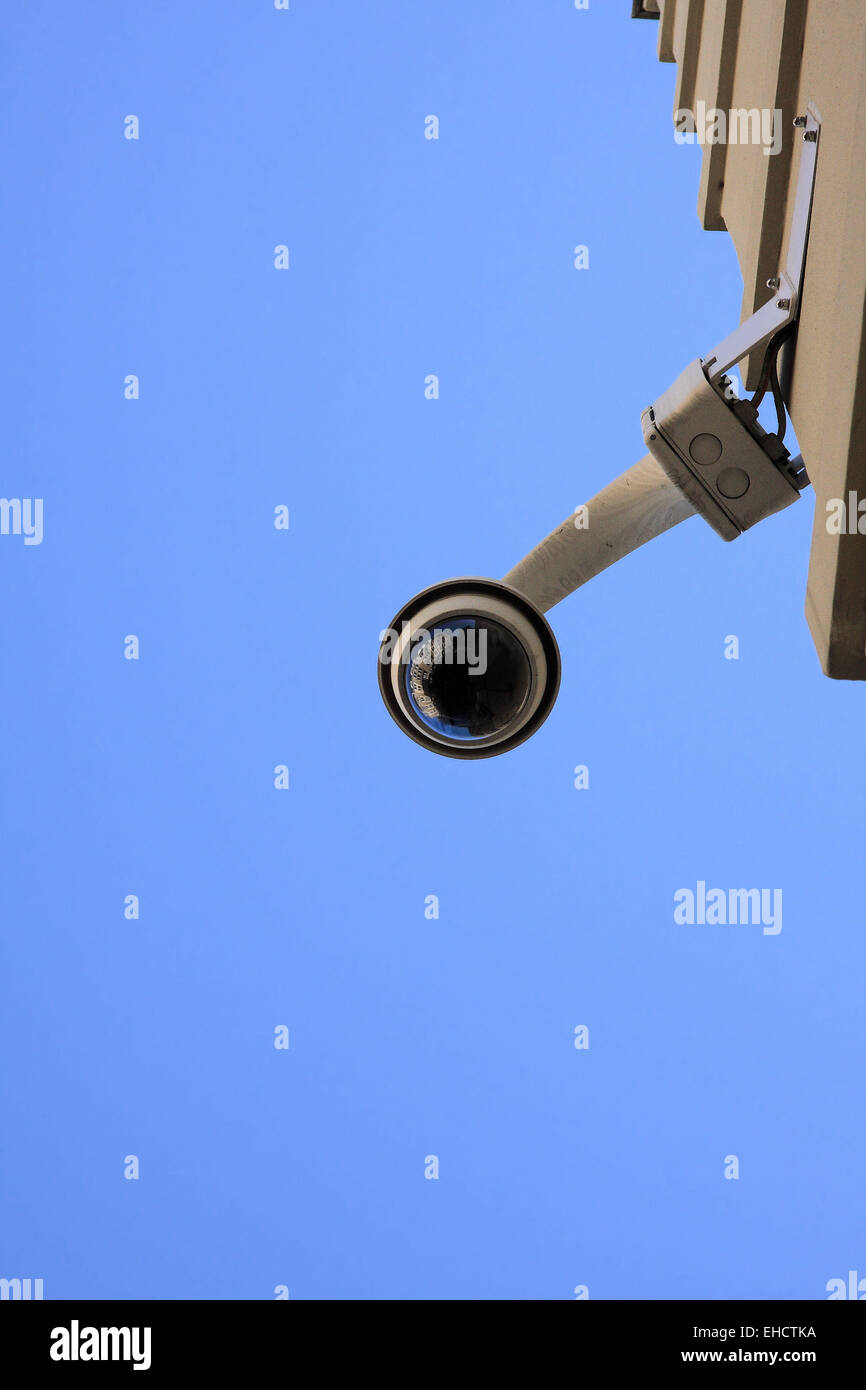 Optical monitoring hi-res stock photography and images - Alamy