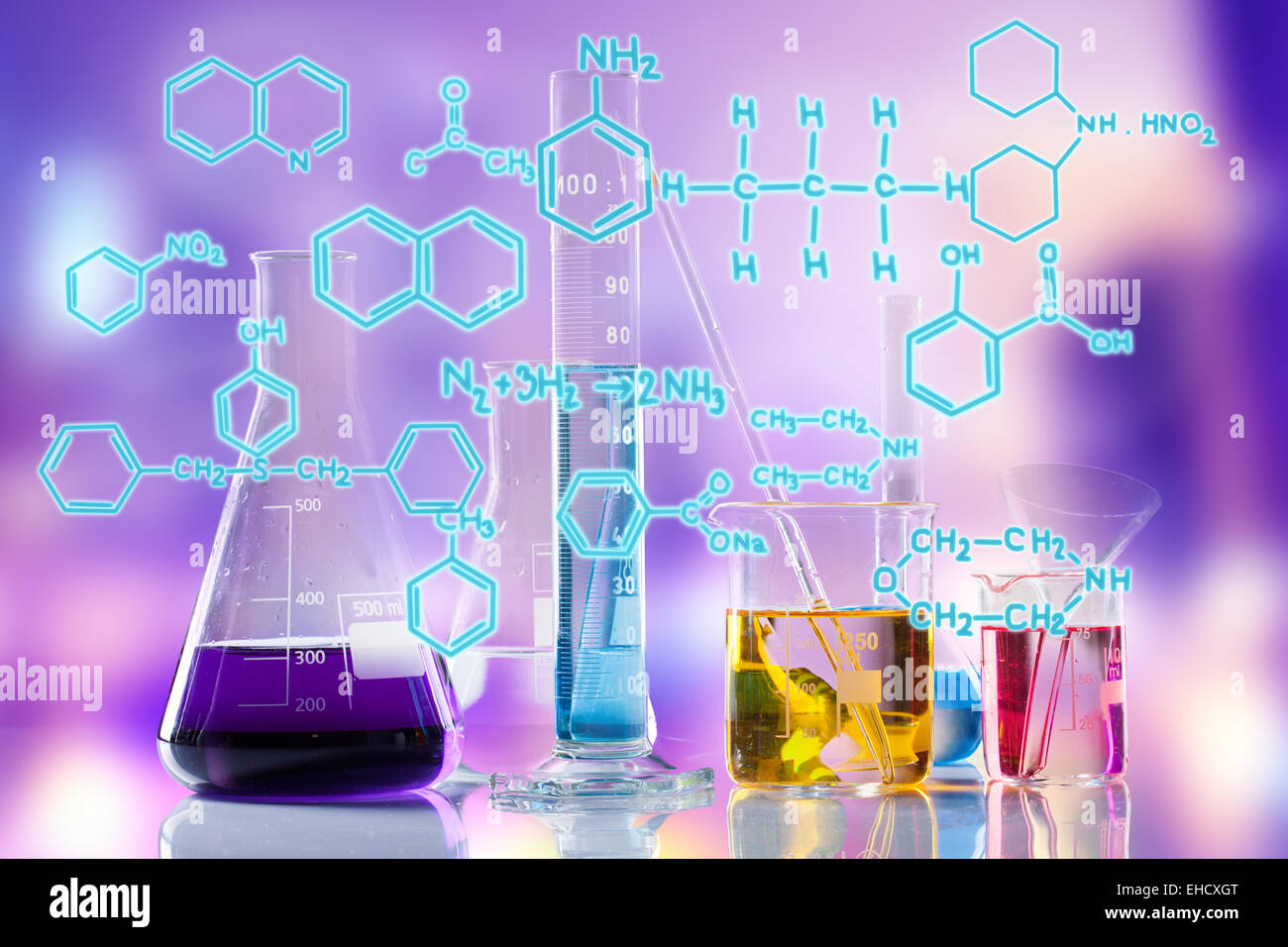 Formula laboratory hi-res stock photography and images - Alamy