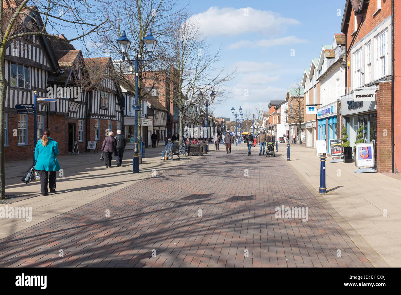 Shops in Solihull High Street in the West Midlands Stock Photo - Alamy