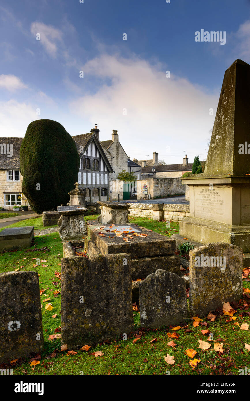 Lychgate hi-res stock photography and images - Alamy