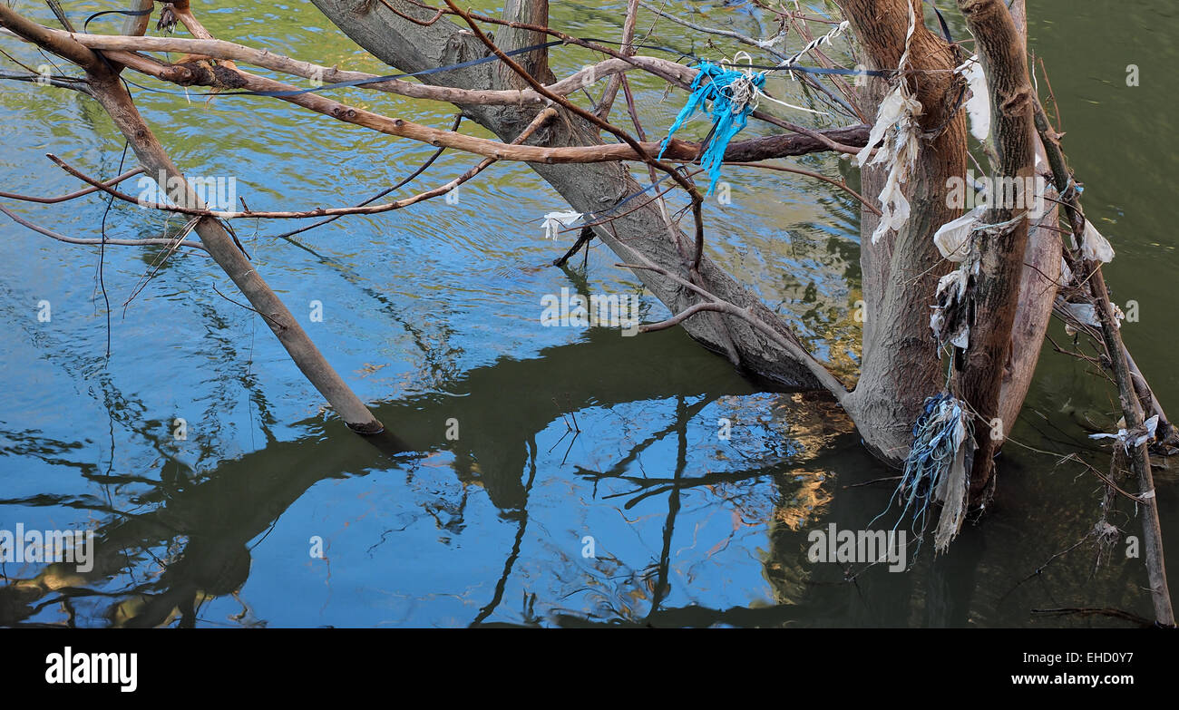 Plastic pollution river pollution hi-res stock photography and images ...