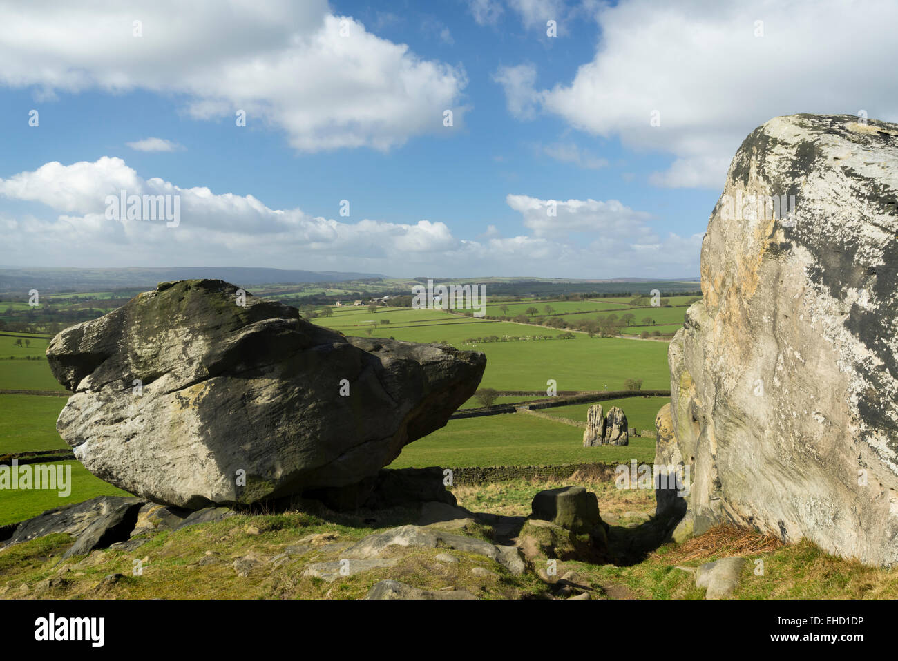 Almscliffe Crag millstone Grit outcrop at North Rigton, near Harrogate ...