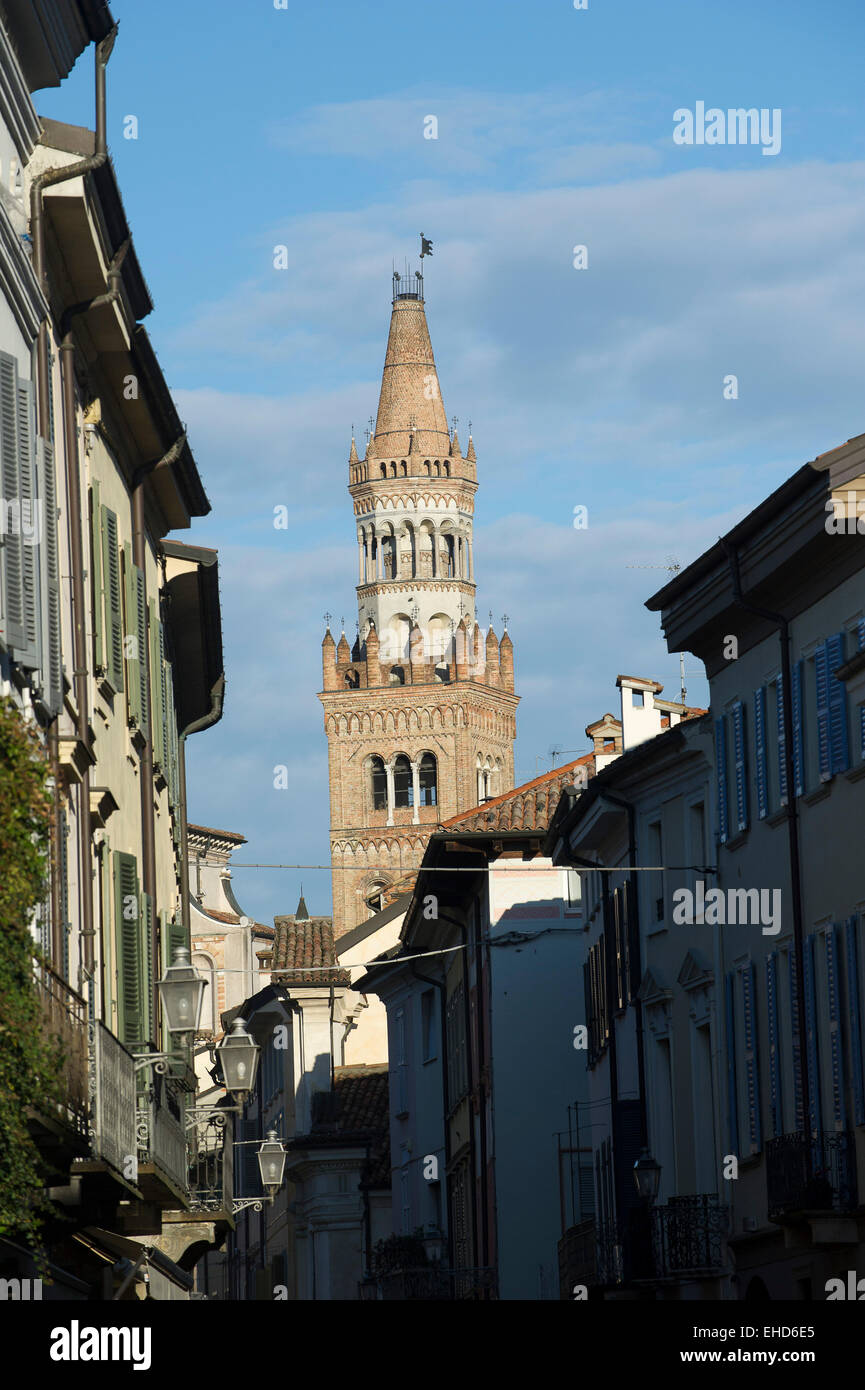 Crema italy hi-res stock photography and images - Alamy