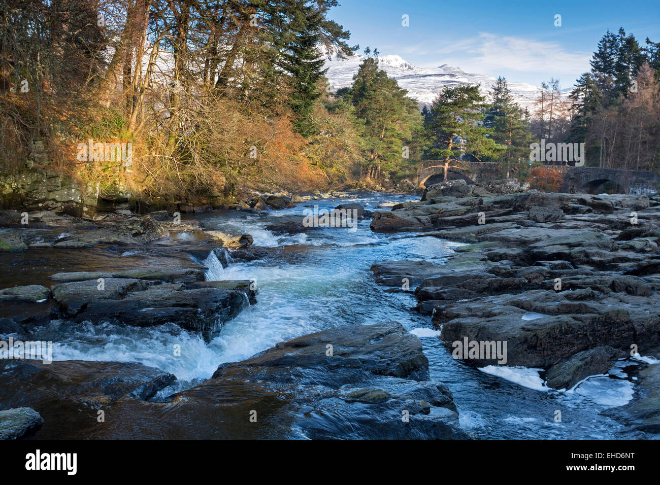 killin and the falls of dochart waterfall in winter with bridge Stock ...
