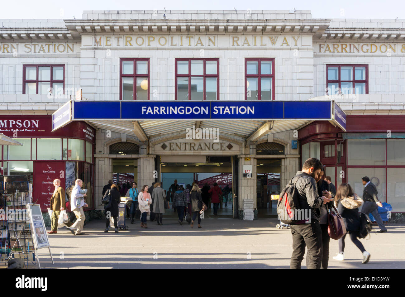 At farringdon underground station in london hi-res stock photography ...