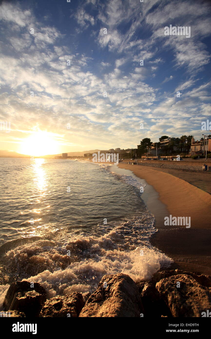 Sunset above beach cannes la hi-res stock photography and images - Alamy