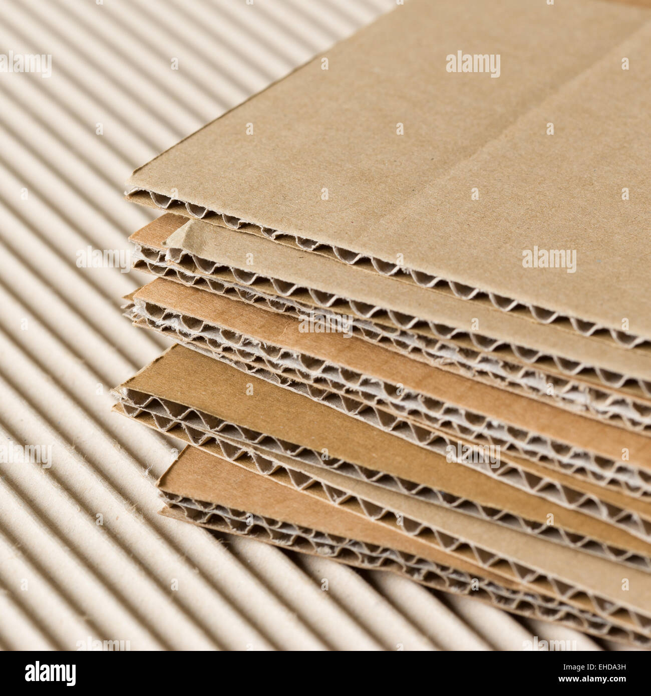 Closeup texture pile corrugated cardboard hi-res stock photography and ...