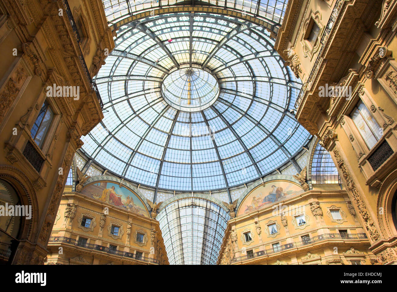 Modern art gallery milan hi-res stock photography and images - Alamy